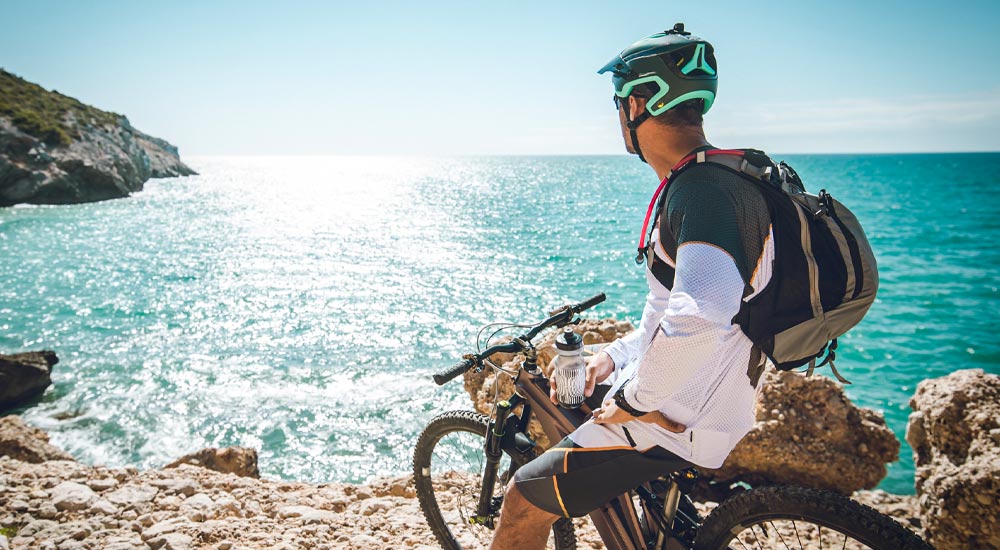 Ultimate Summer Cycling Guide: Pro Tips & Must-Have Gear