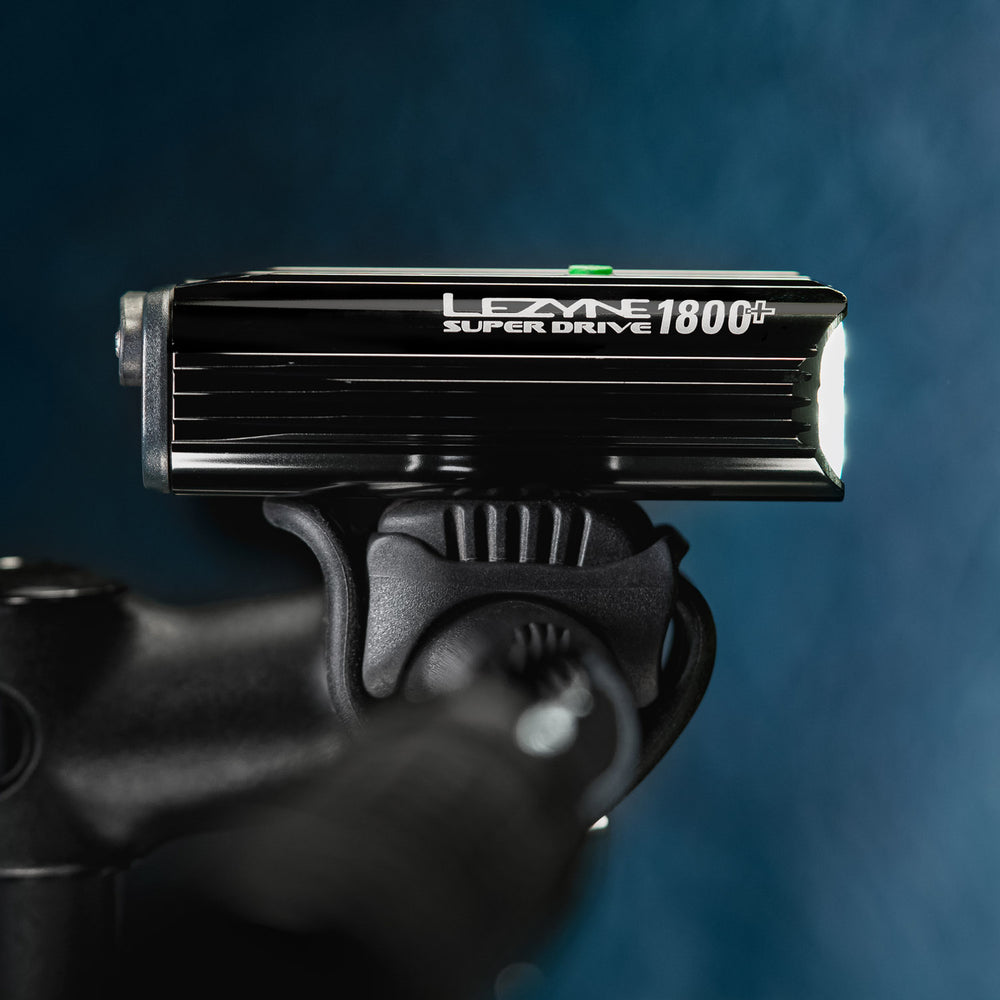 LEZYNE SUPER DRIVE 1800+ SMART | LED FRONT BIKE LIGHT