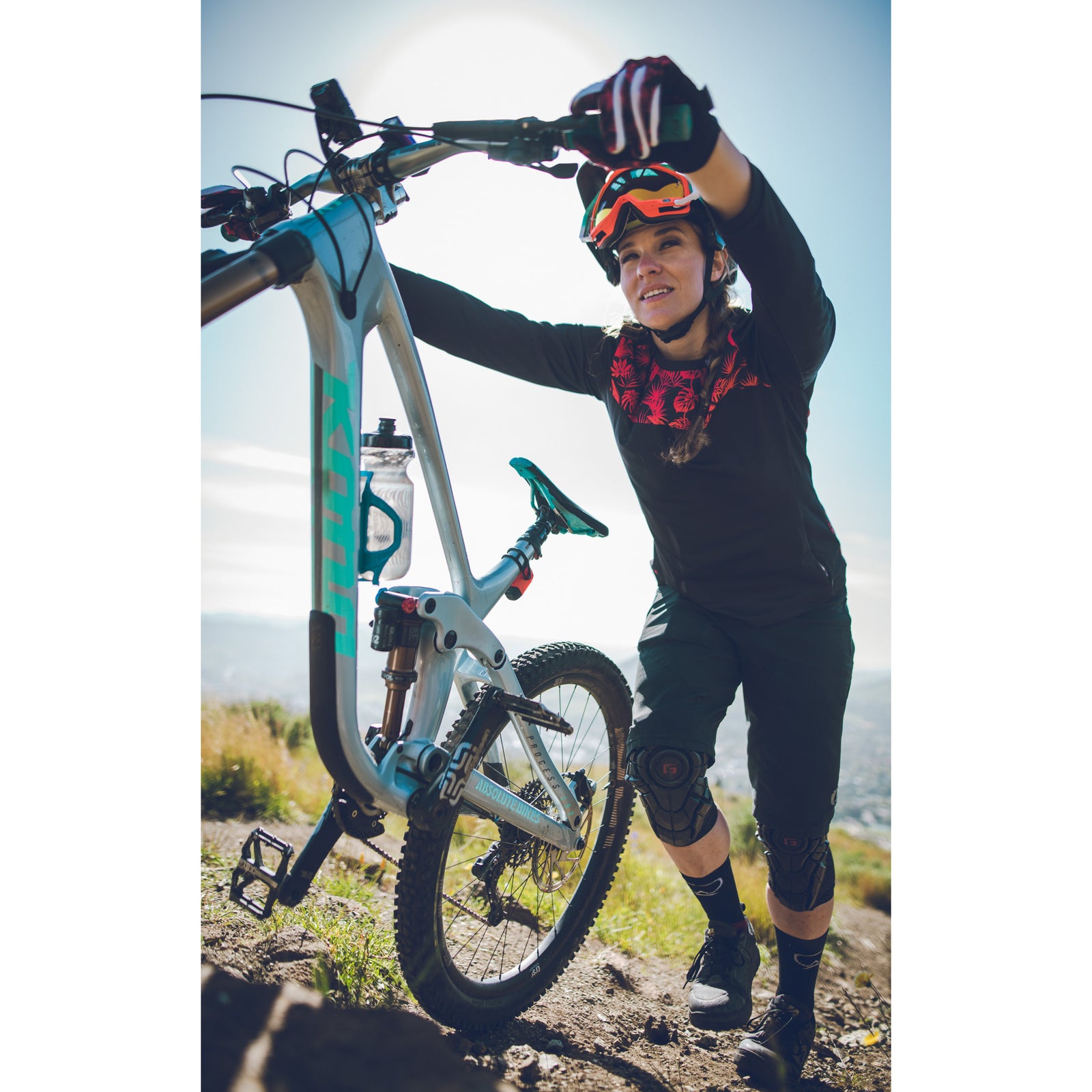 LEZYNE FLOW CAGE SL ENHANCED - RIGHT | BIKE WATER BOTTLE CAGE